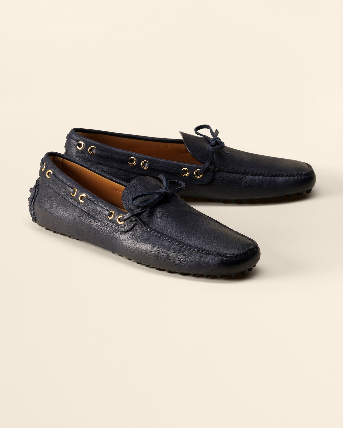 - Car Shoe